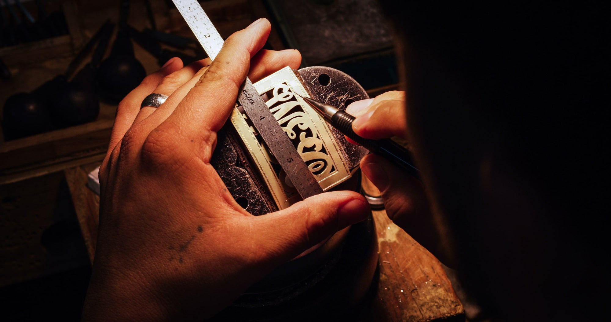 Custom Western Belt Buckles - Clint Orms Engravers & Silversmiths